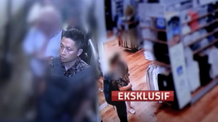Rekaman CCTV Arya Daru dan Vara di Mal Selalu Berdua, Dion Belanja Sendiri Ternyata Bohong ke ...