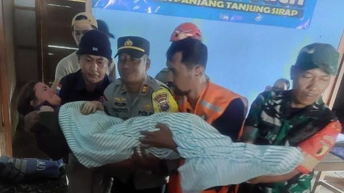 Terseret Ombak Sejauh 4,7 KM, Anna Ditemukan di Pantai Bantol, Kabupaten Malang - Halaman all ...