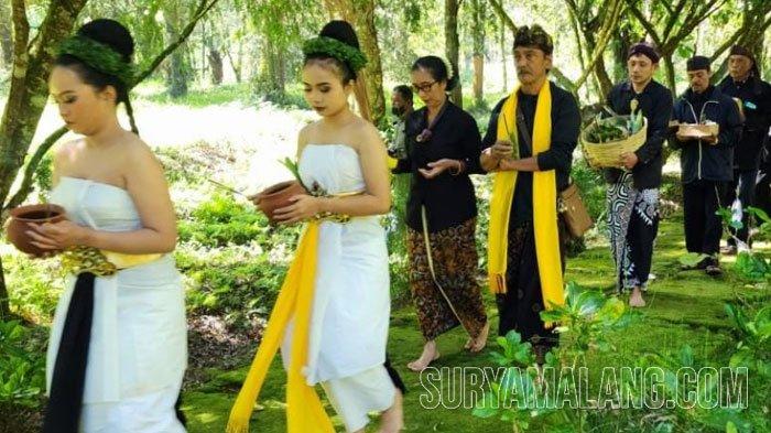 Petik Tirta Amarta di Kota Batu Awali Festival Kali Brantas II Kota ...