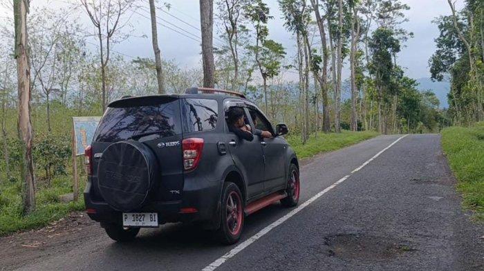 FAKTA di Balik Viral Jalanan Mengandung Magnetik di Kalinyar Ijen ...