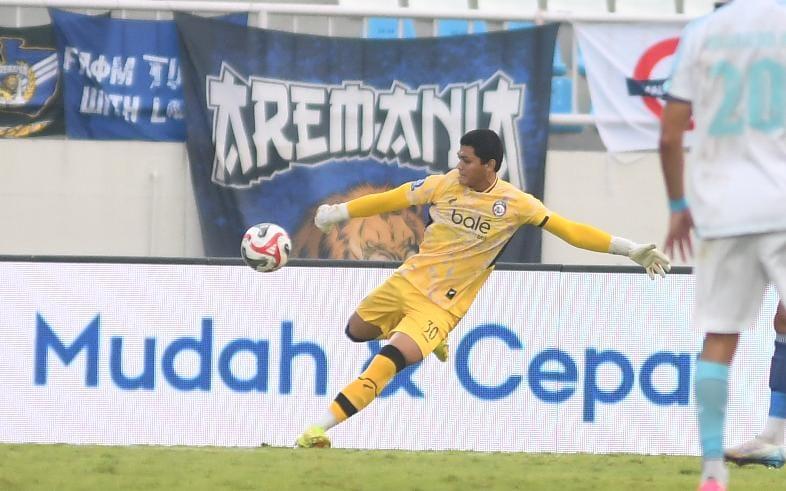 Debut Manis Adi Satryo di Laga Arema FC Vs PSBS Biak, Sanggup Lepas dari Bayang-bayang Lucas ...