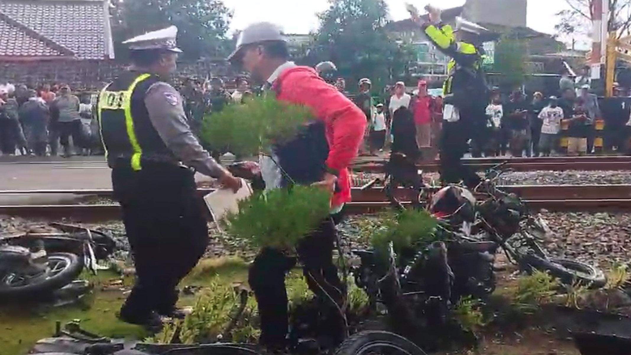 UPDATE Kecelakaan KA Malioboro Ekspres di Magetan, Petugas Penjaga Perlintasan Diamankan ...