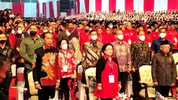 Ganjar Pranowo Mengenakan Kemeja Merah di HUT ke 50 PDI Perjuangan ...
