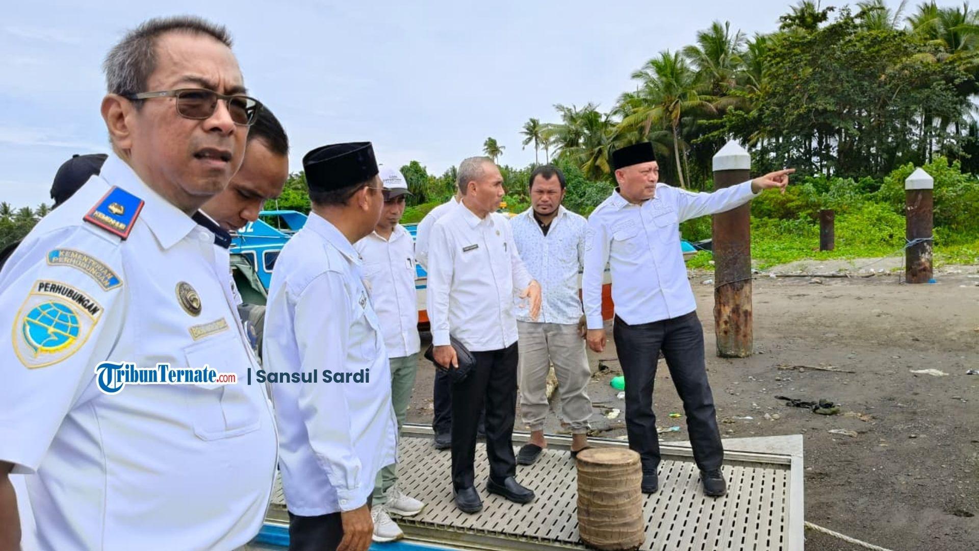 Tinjau Pelabuhan Speedboat Sofifi, Wagub Malut Sarbin Sehe Soroti ...