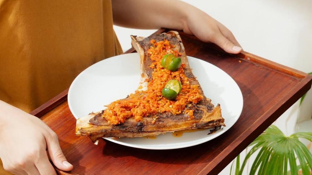 5 Tempat Makan Siang Enak Dekat Monas Jakarta, Favorit Pekerja Kantoran ...