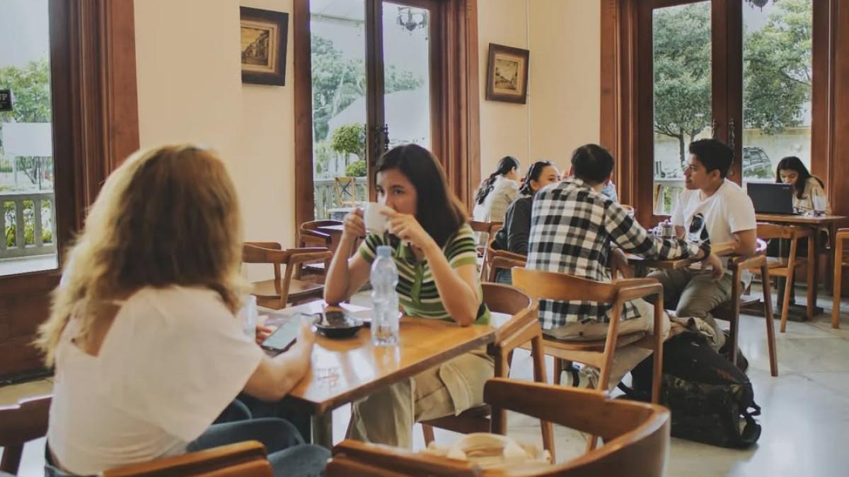 5 Tempat Makan Siang Enak Dekat Monas Jakarta, Favorit Pekerja Kantoran ...
