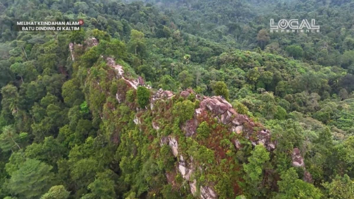 Itinerary Trekking Bukit Batu Dinding: Berburu Sunrise Modal Rp 30 Ribu ...
