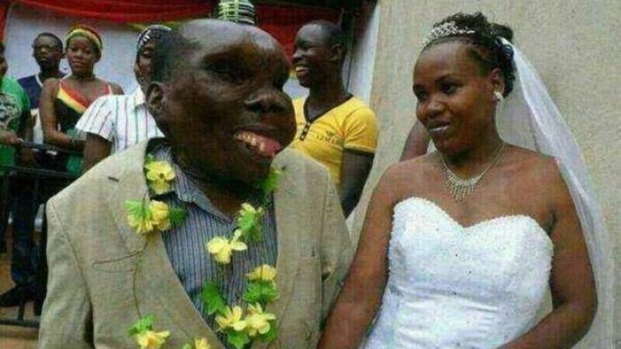 Godfrey Baguma - Kisah Cinta 'Pria Paling Jelek Uganda' ini Bakal Bikin ...