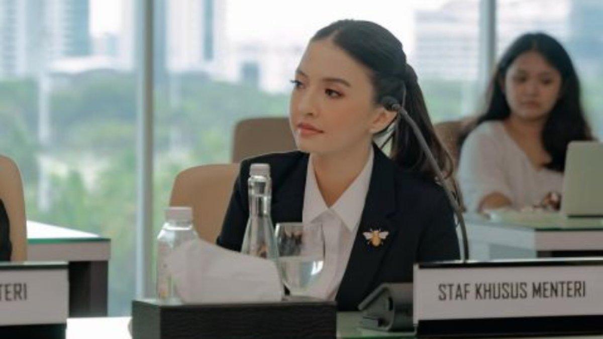 Terungkap! Raline Shah Jadi Milea di Film Dilan ITB 1997, Pasangan ...