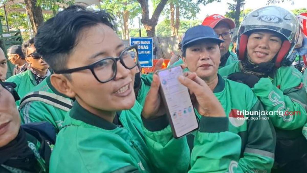 Riska Amelia Lady Ojol Ketemu Gibran, Keaslian Diragukan: Ojol Juga Harus Jaga Penampilan ...