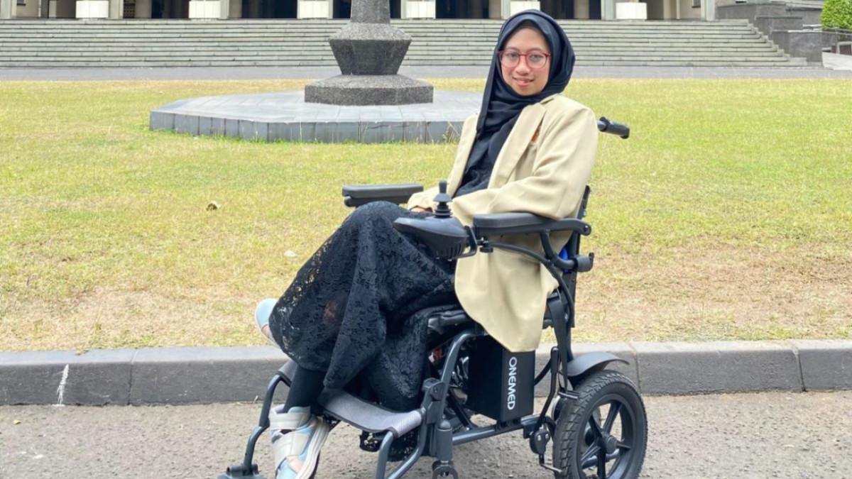 Sosok Ida Mujtahidah, Mahasiswi Disabilitas Beprestasi, Lulus S2 UGM ...