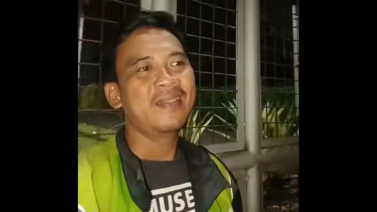 Ojol Viral yang Nyanyi 'Starlight' di Luar Konser, Berhasil Di-notice ...