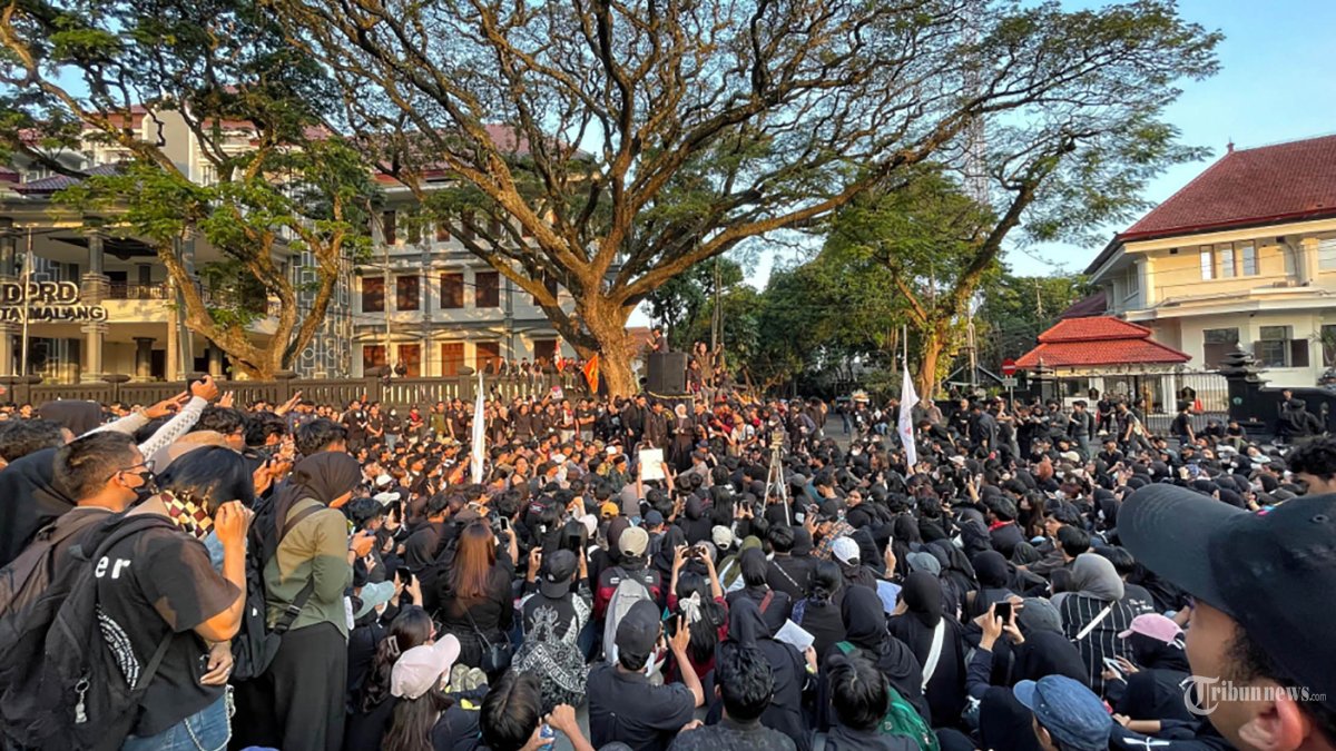 Demo Kritik Pemerintahan Prabowo-Gibran akan Digelar di Surabaya ...