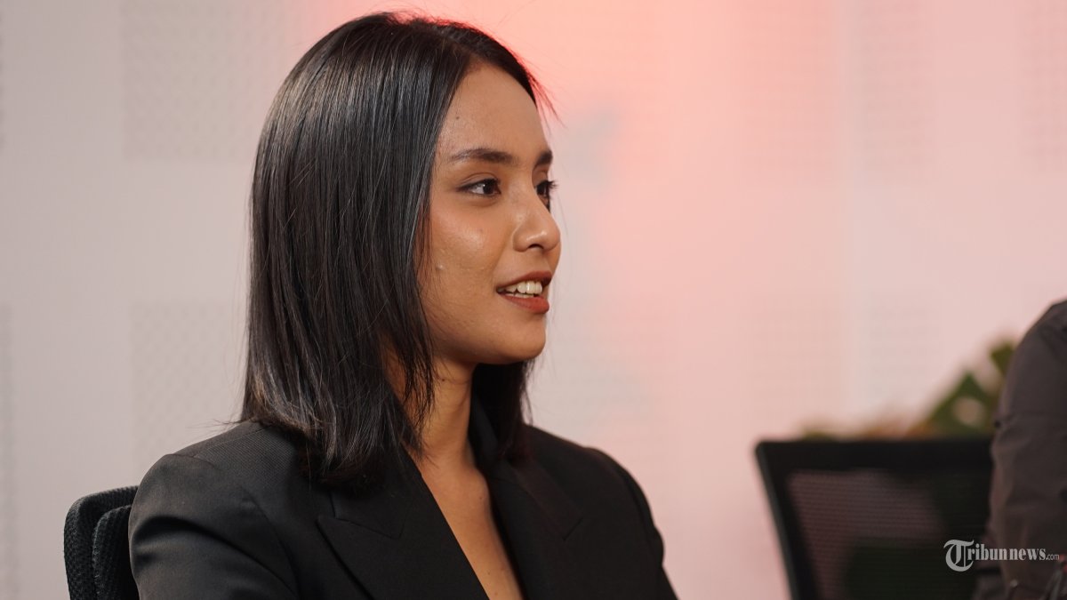Jaz Hayat Resmi Menikah dengan Wavi Zihan, Reza Rahadian Jadi ...