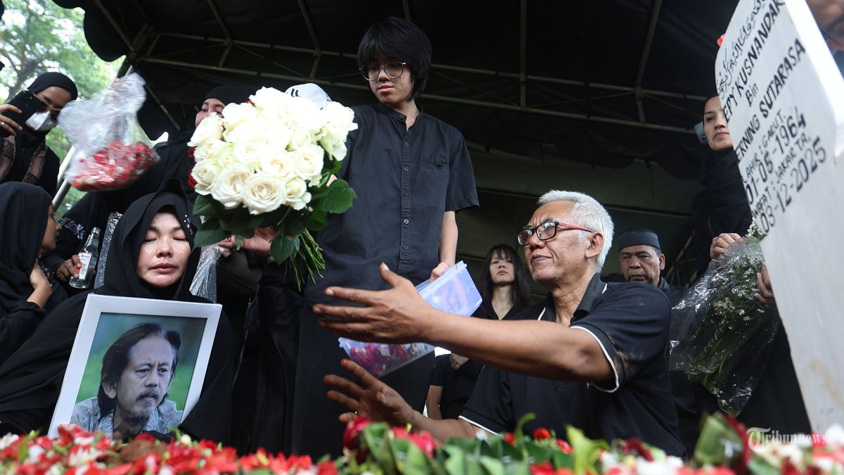Semangat Jualan Sepeninggal Epy Kusnandar, Karina Ranau Nazar Ingin ...