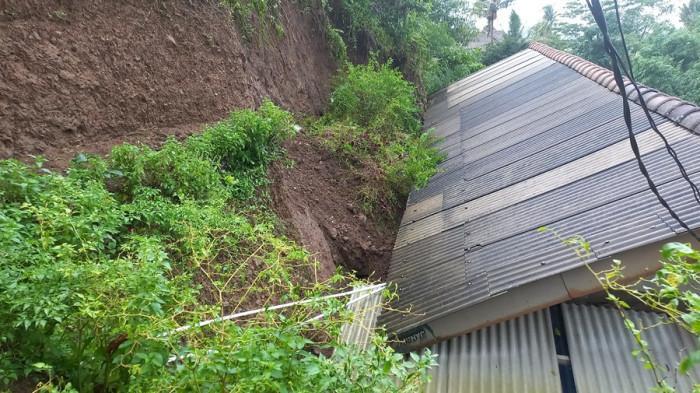 Kembali ke Toko Hendak Ambil Tas, Sriyatun Tewas Terjepit Tembok yang ...