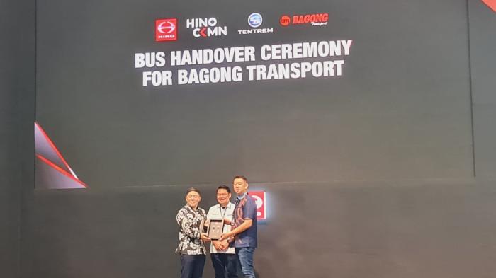 Bagong Transport Borong 35 Unit Bus Hino RM 280 ABS di GIIAS 2025 - TribunNews.com