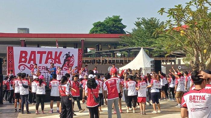 Padukan Budaya, Olahraga dan Charity: Batak Berlari 2024 Sukses ...