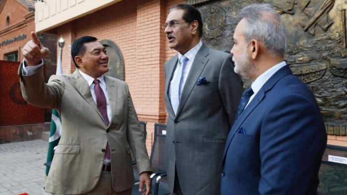 Kemhan RI Jelaskan Isu Rencana Beli Jet JF-17 Setelah Menhan Sjafrie ...