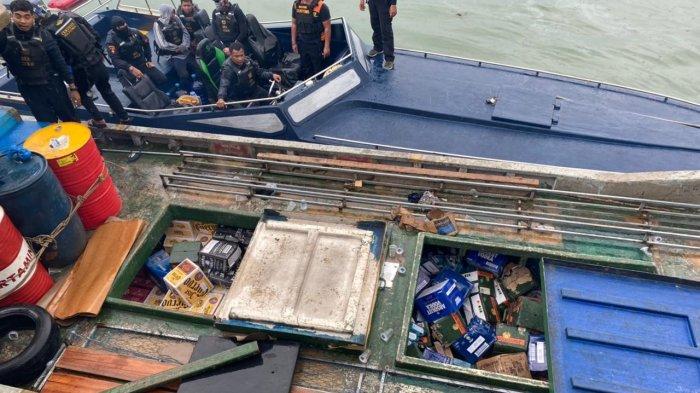 Bea Cukai Gagalkan Penyelundupan Puluhan Ribu Botol MMEA Ilegal di ...