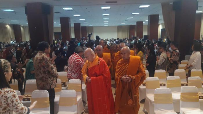 Ragam Budaya Warnai Waisak Nusantara di Jakarta, Gaungkan Toleransi dan ...