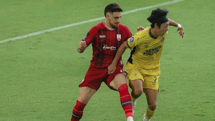 Hasil Liga 1: Persis Solo Menang Dramatis 2-1 atas Semen Padang ...