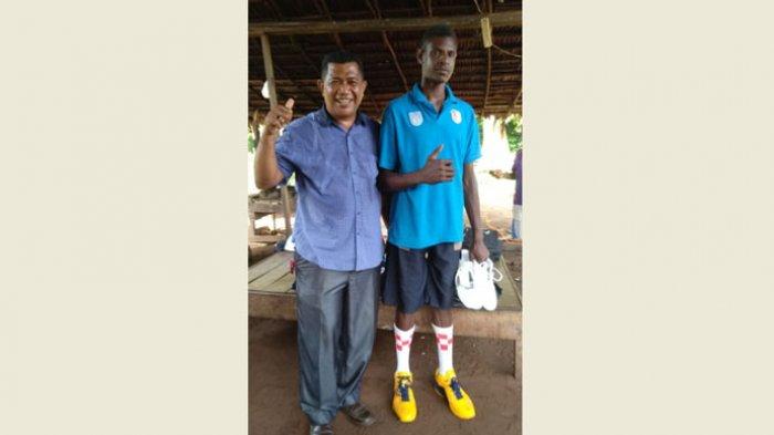 Dapat Sepatu Basket, Filemon Basik Basik Janji Berlatih Dengan Serius - TribunNews.com