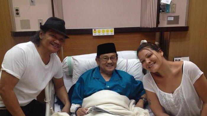 Delapan Tahun Hidup Serumah dengan Habibie, Ayah Melanie Subono Tak ...