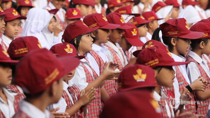 Aturan Seragam Sekolah Terbaru untuk SD, SMP, SMA dan SMK pada Tahun Ajaran 2024/2025 ...