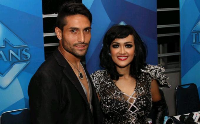 Julia Perez Botak, Gaston: Mau Gaya Apa Saja Dia Tetap Cantik dan Seksi ...