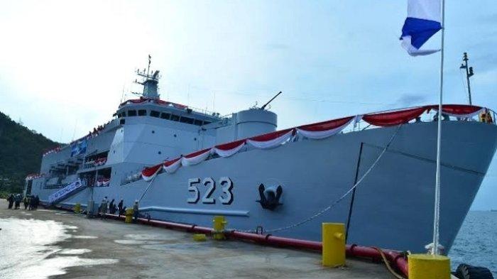 KSAL Resmikan Kapal Angkut Tank KRI Teluk Palu-523 di Lampung ...