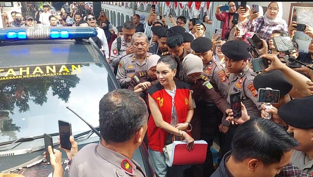 Praktisi Hukum Ungkap Kemungkinan Nikita Mirzani Bisa Bebas di Kasusnya dengan Reza Gladys ...