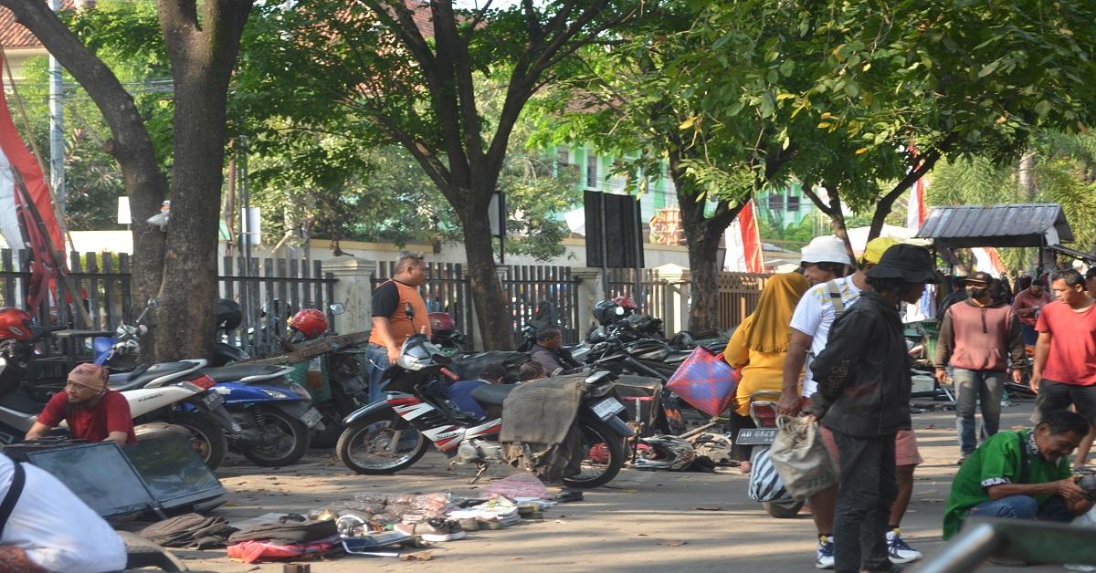 Pasar Klitikan Notoharjo, Warisan Penataan Era Jokowi yang Kini ...