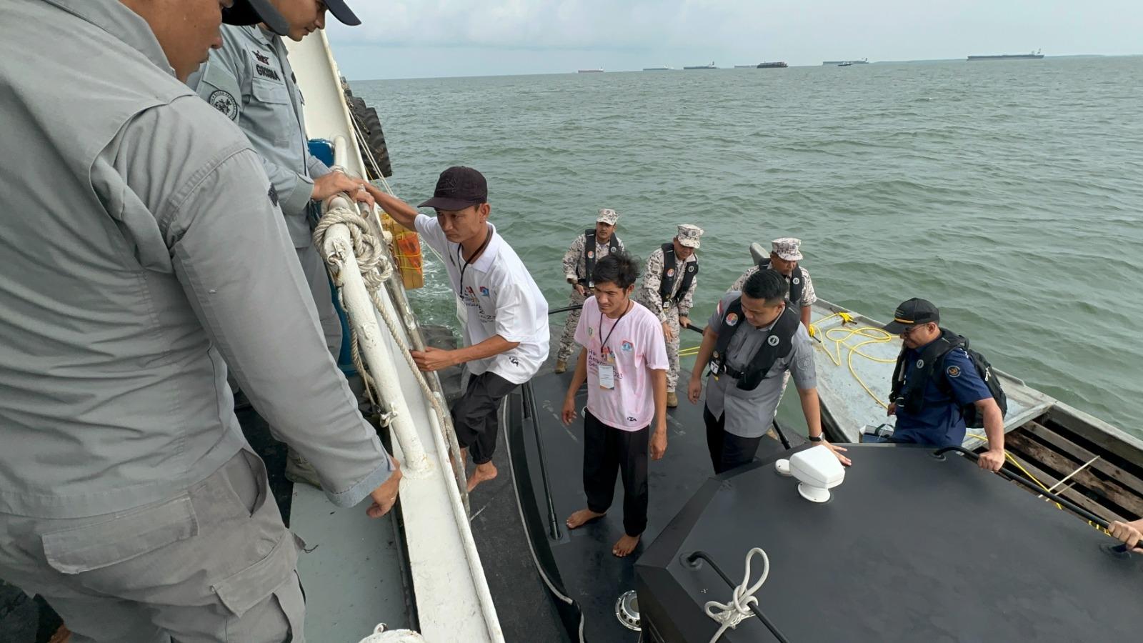 Bakamla Jemput Tiga WNI ABK KM Tembisan Agensi yang Ditangkap Aparat ...