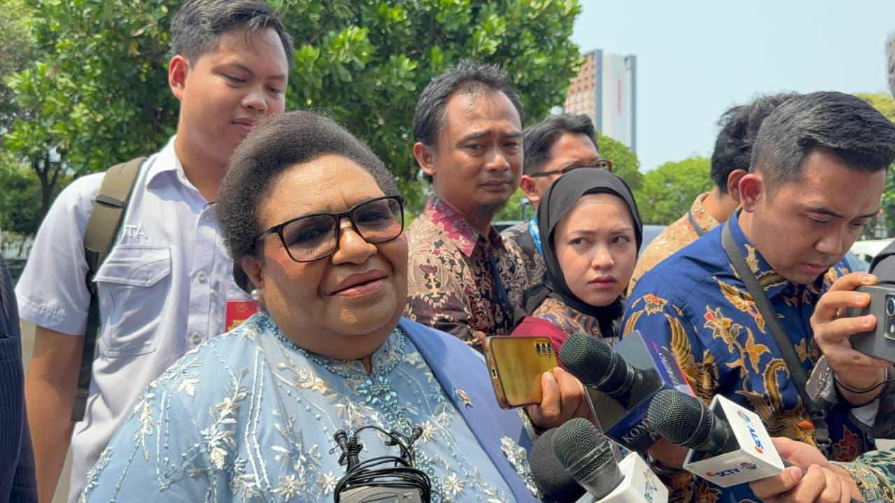 Profil Ribka Haluk, Perempuan Papua Pertama yang Jadi Ketua Komite ...