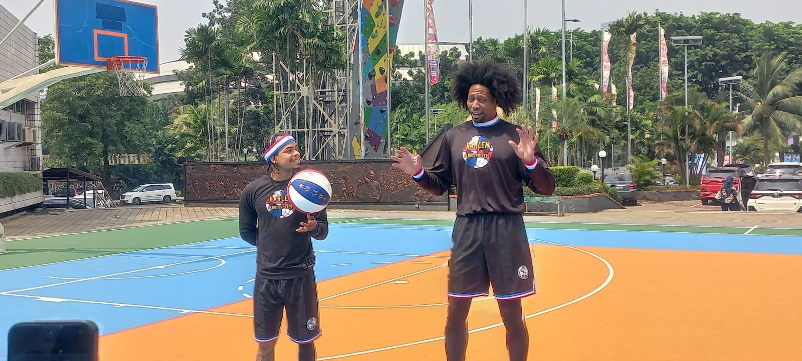 Pebasket Harlem Globetrotter Moose Janjikan Penampilan Tak Terlupakan ...