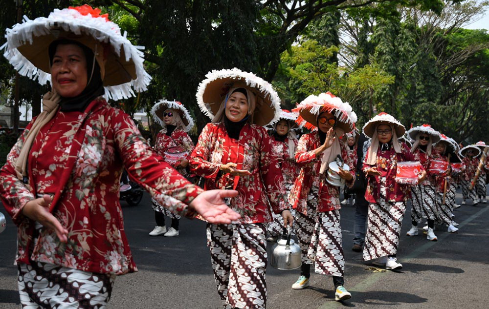 12 Ide Kostum Kreatif 17 Agustus 2025 dan Bikin Karnaval HUT ke-80 RI Makin Viral - Halaman all ...