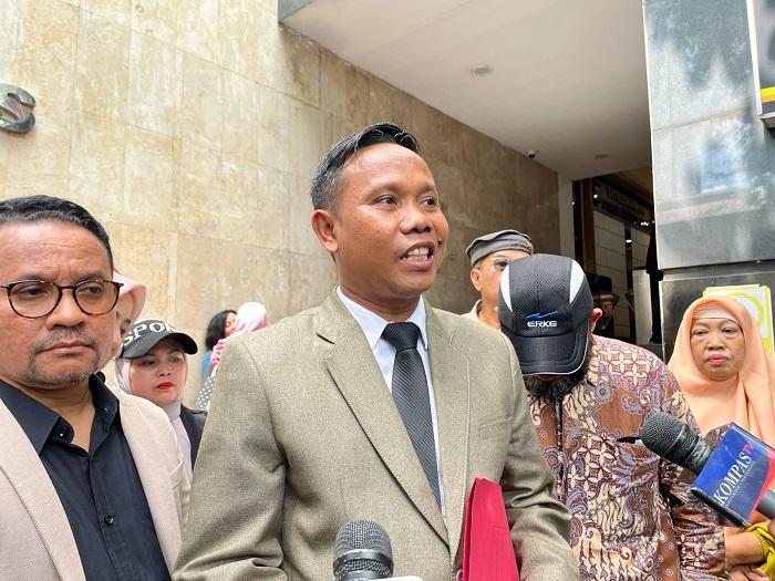 Kubu Roy Suryo Minta Silfester Matutina Segera Dieksekusi: Hukum Tak ...