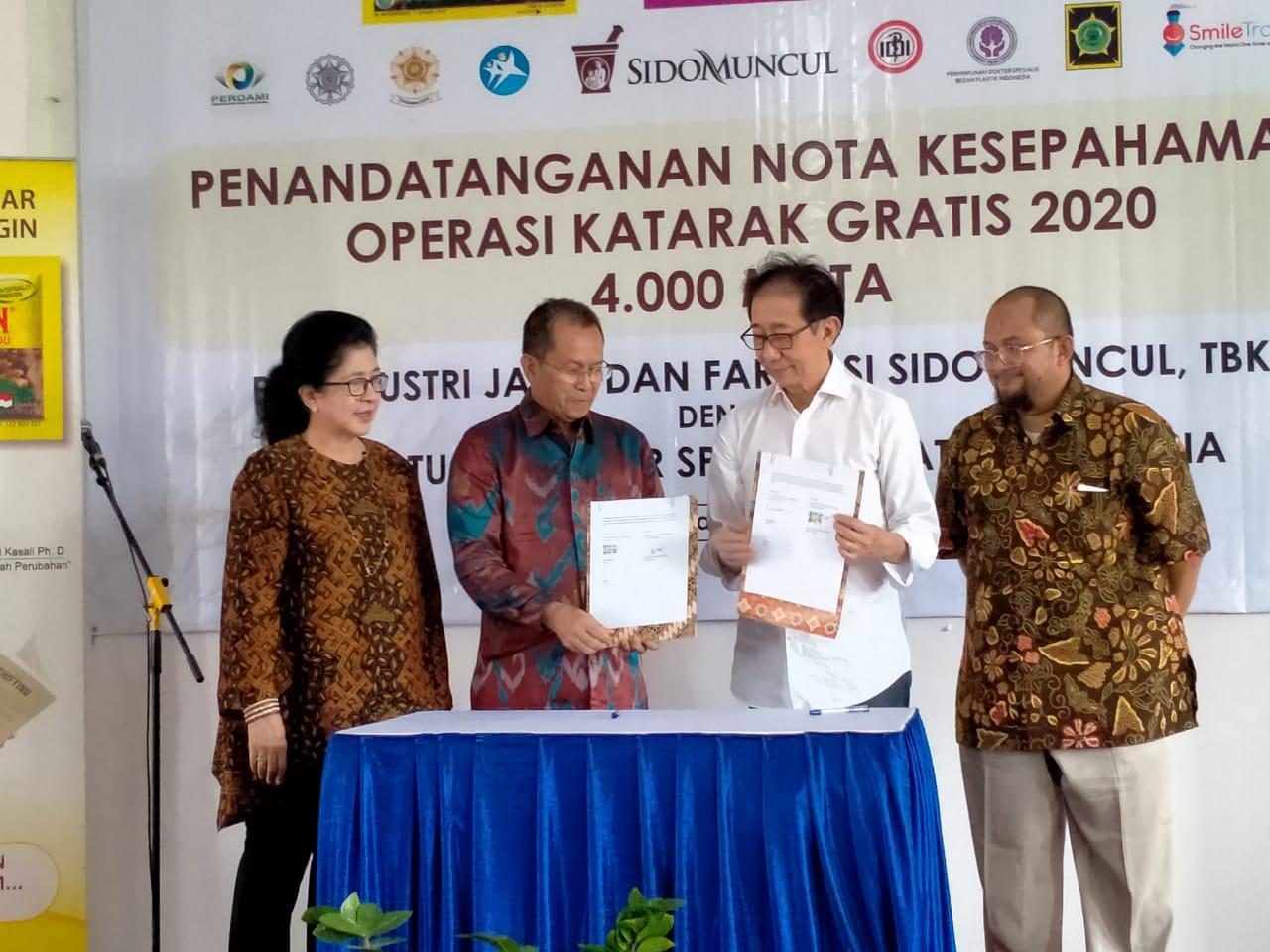 Kolaborasi Perdami-Sido Muncul 2020: Operasi Katarak Gratis 4.000 Mata ...