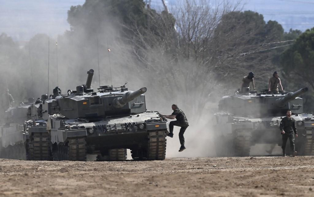 18 Unit Tank Jerman Leopard 2 Kini Sudah Tiba di Ukraina - TribunNews.com