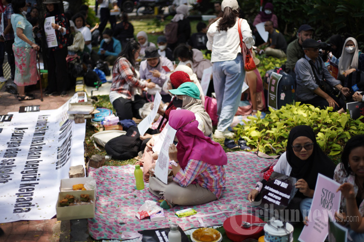 Aksi Tolak Program MBG di Kantor Badan Gizi Nasional , Foto 2 #2027273 ...