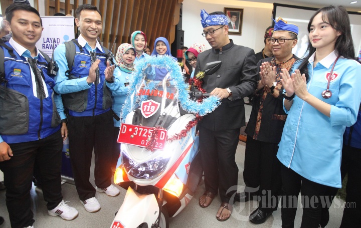 Ambulance Motor dan Program Layanan Layad Rawat, Foto 2 #1710591 ...