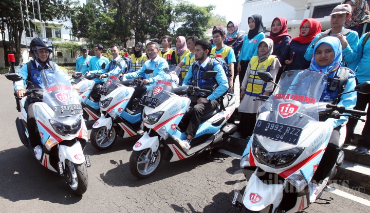 Ambulance Motor dan Program Layanan Layad Rawat, Foto 6 #1710595 ...