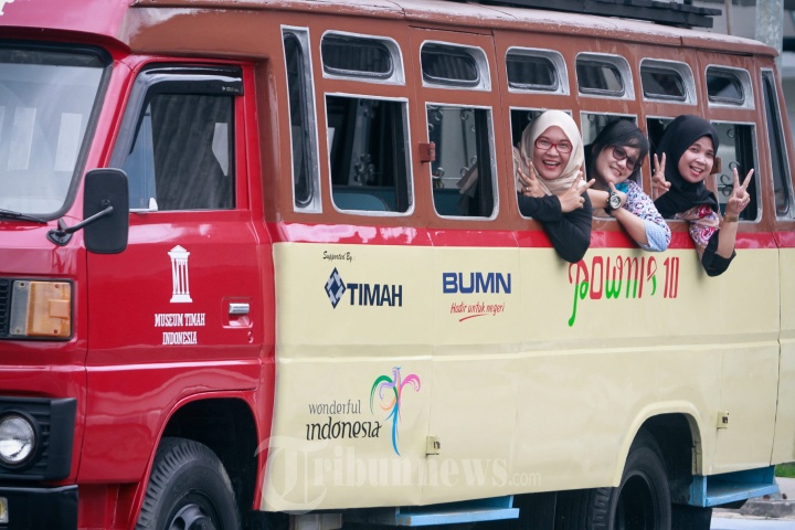 Bus POWNIS Timah Dipamerkan di Pameran Bus Klasik dan Unik, Foto 2 ...