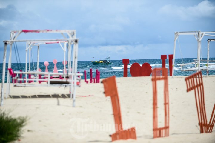 Kapal Imigran Srilanka Kehabisan BBM di Pantai Lhoknga Aceh, Foto 1 ...