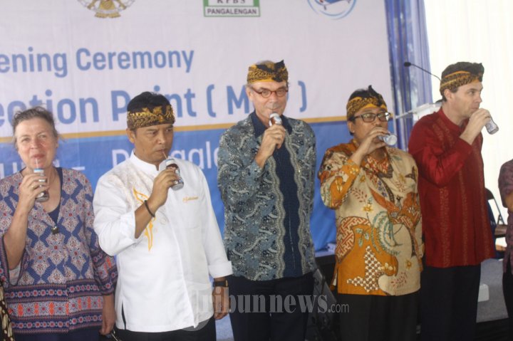 Marco Spitz Resmikan Pabrik Frisian Flag, Foto 7 #1613411 - TribunNews.com