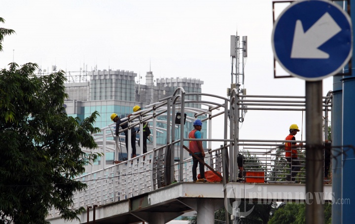 Pembangunan JPO Halte Kuningan Timur, Foto 4 #1734239 - TribunNews.com