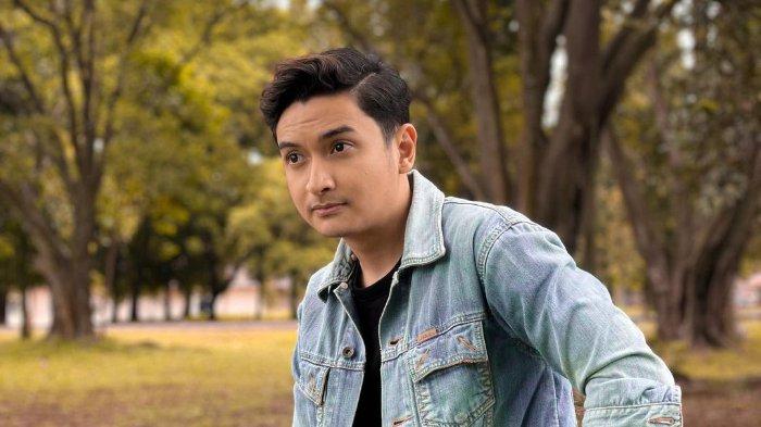 Richard Ivander - TribunnewsWiki.com