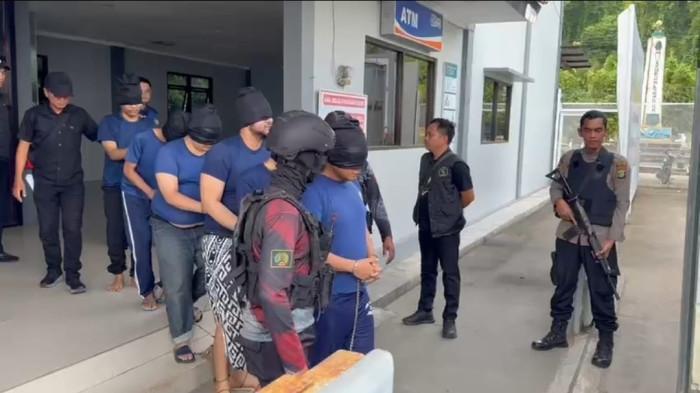 Ammar Zoni Mendekam Lama di Lapas Nusakambangan, Ini 4 Kasus Narkoba yang Menjeratnya - Halaman ...