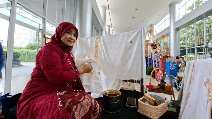 Mengenal Batik Depok, Bermotif Dinamis Khas Masyarakat Urban ...